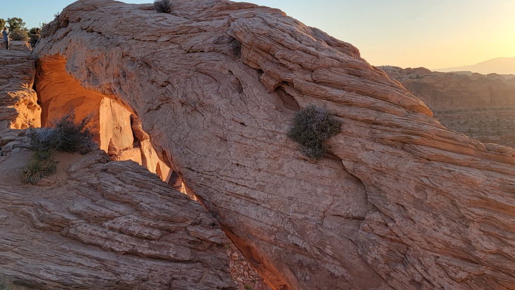 Sunrise at Mesa Arch - Fat Man Little Trail